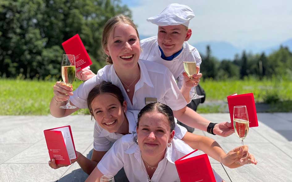 WALDEGG - Restaurant Waldegg in St. Gallenkappell